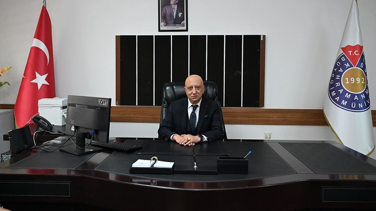 Prof. Dr. Orhan Ercan, Güzel Sanatlar Fakültesi Dekanlığına Atandı ...